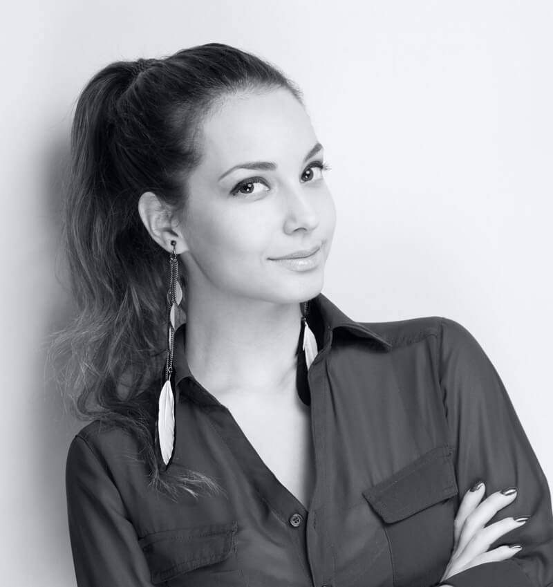 Sarah Johnson | 株式会社メディトリックス